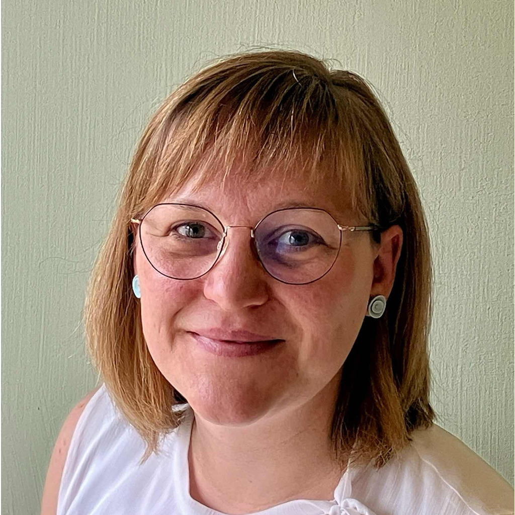 Stephanie Menges - Gruppenleiterin Technischer Service - Roche ...