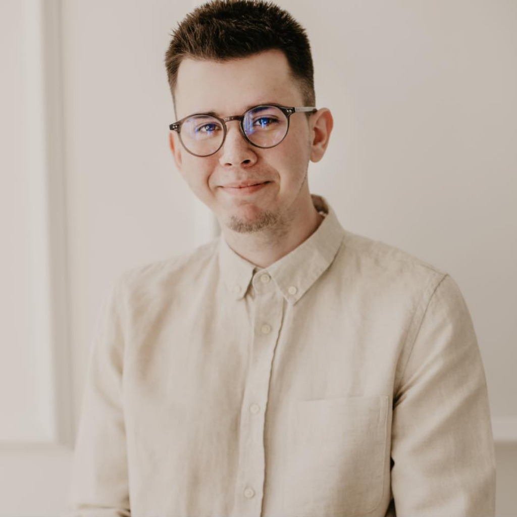 Daniel Slosarz - Chief Executive Officer (CEO) - DigiPigi Digital ...