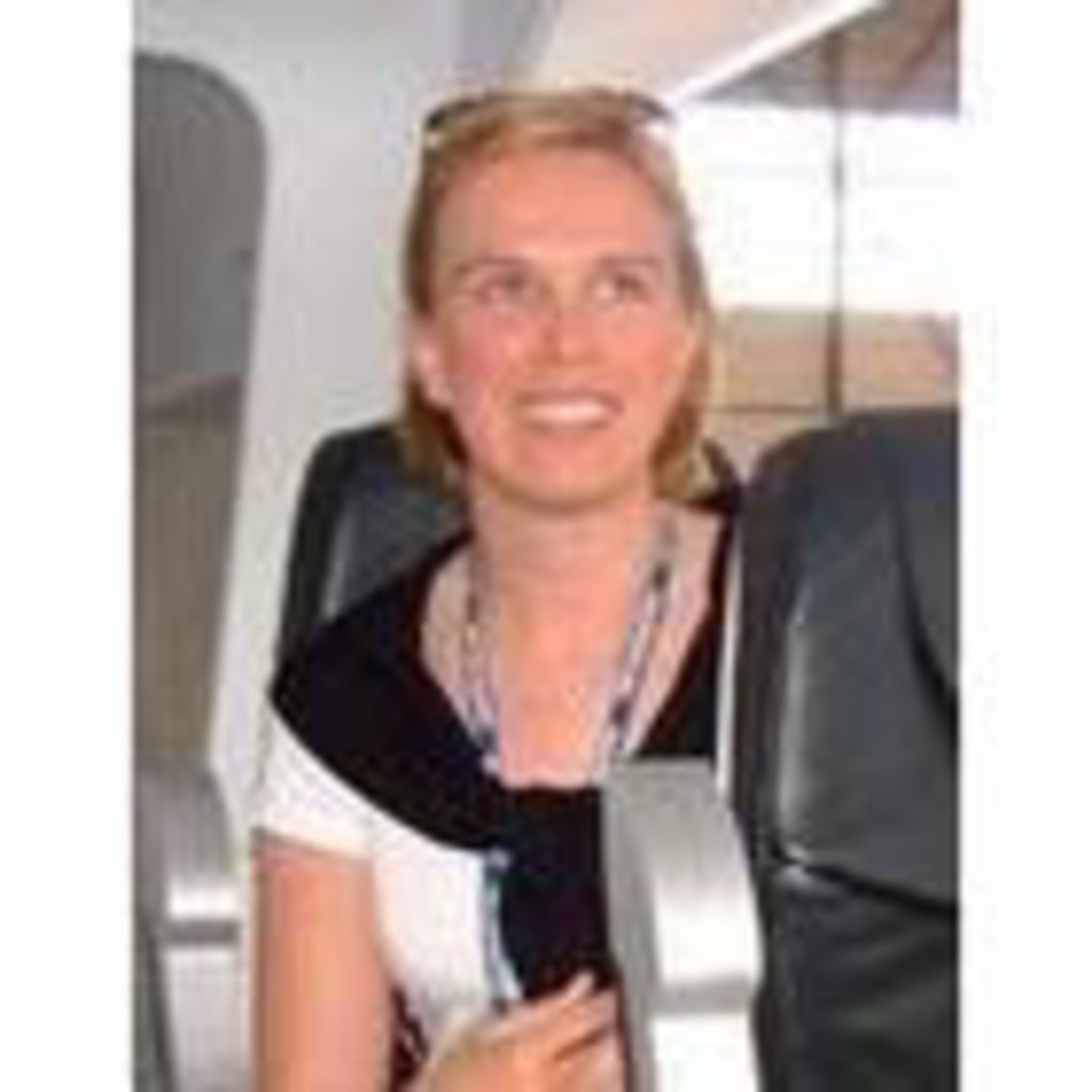 Hetta Huittinen - tiedottaja - Finnair | XING