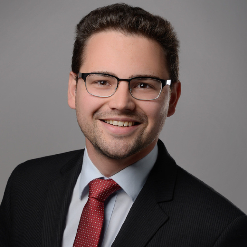 Max Hoffmann - Betriebswirtschaftslehre - Otto-Friedrich-Universität ...