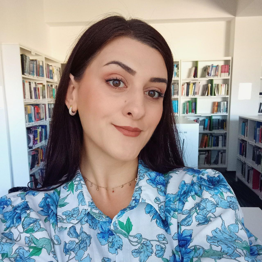 Dzelila Muminovic - Library Manager - International University of Sarajevo | XING
