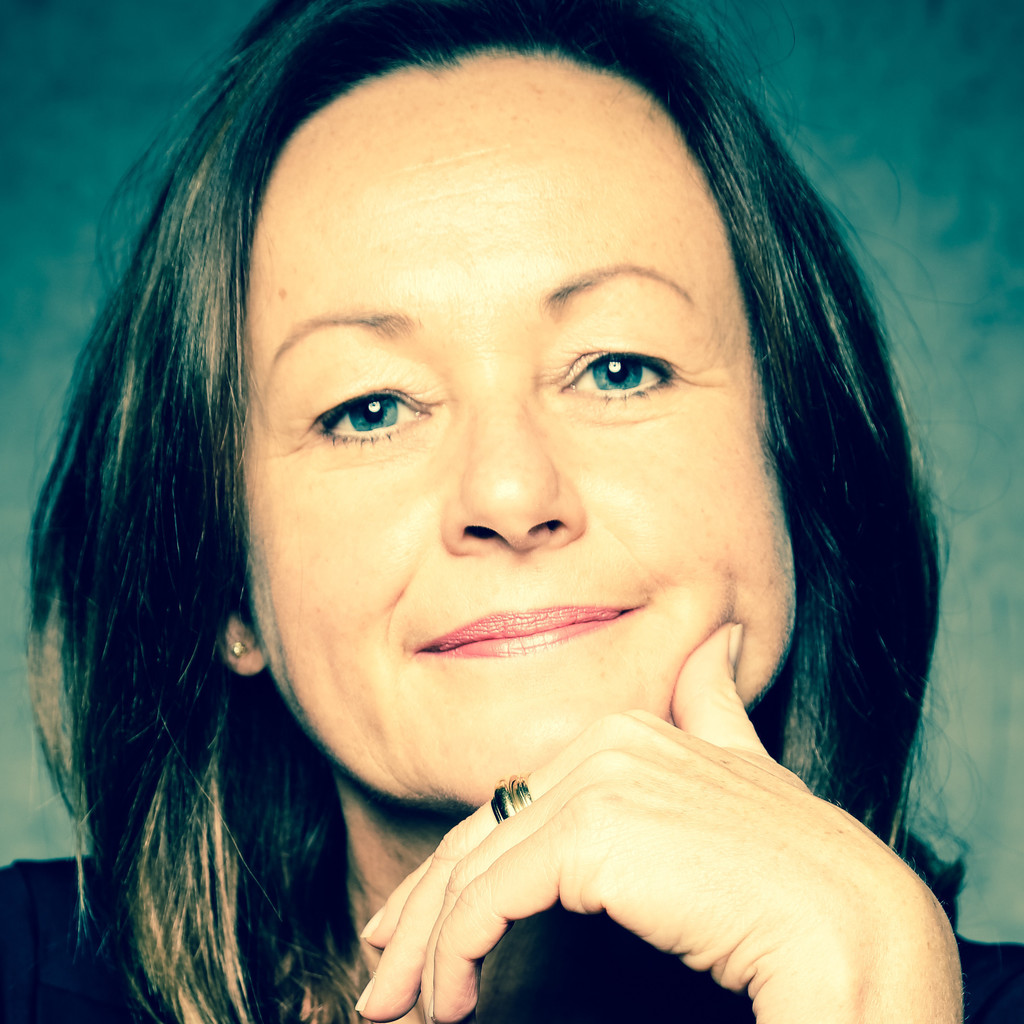 Martina Höfer - Büro des Vorstandssprechers - B. Metzler seel. Sohn ...