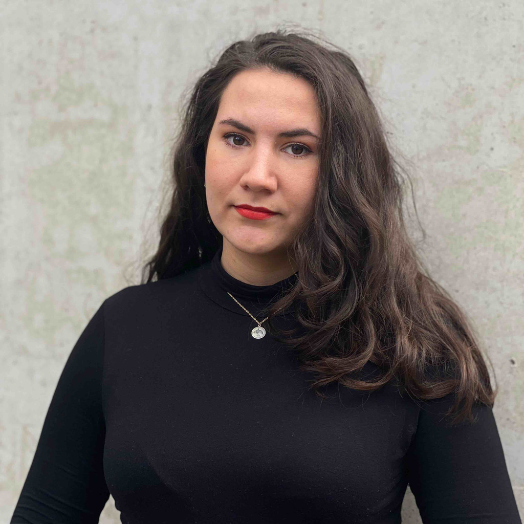 Gina-Maria Lanzke - Einzelhandelskauffrau - E. Breuninger GmbH & Co. | XING