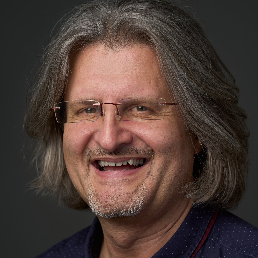 Alexander Strondl - Trainer für Brandmeldesysteme / Trainer for fire ...