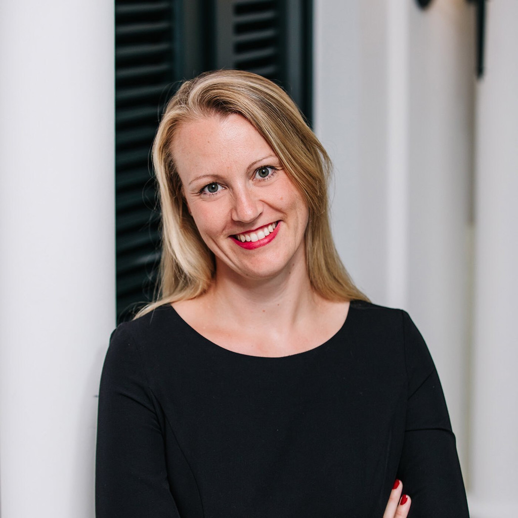 Janine Stange - Wedding Planner - Sarah Linow | XING