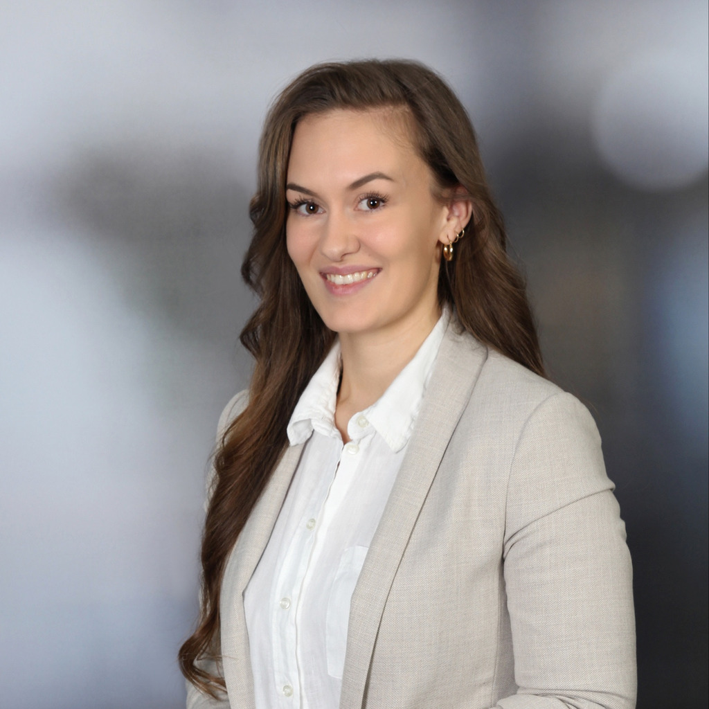 Lea Naomi Heß - Kommunikationsdesign - Private Hochschule für ...