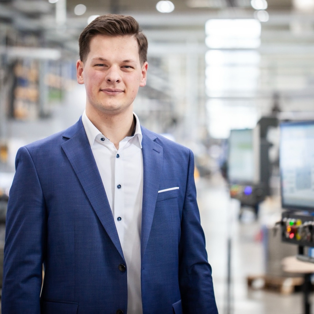 Leon Henschke - Vertriebsleiter / Head of Sales - Röttgers Ketten GmbH ...