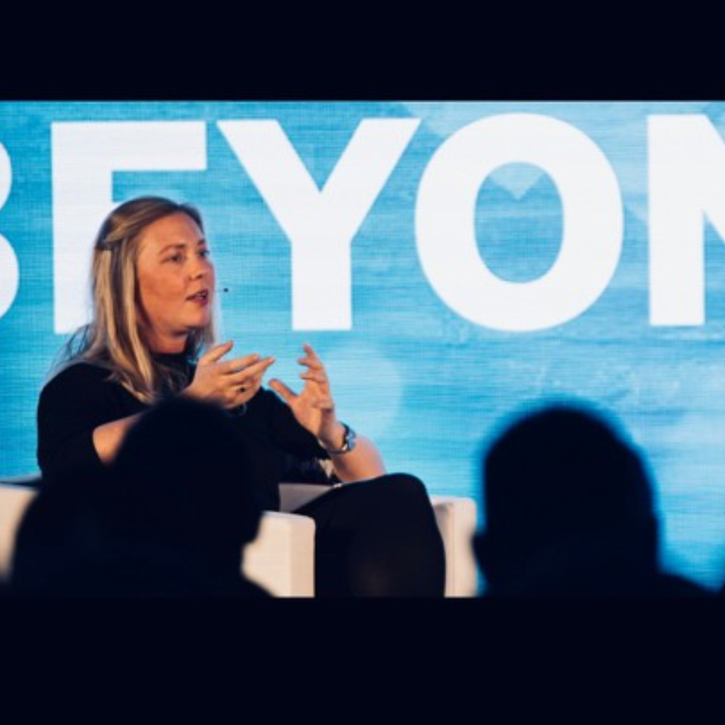 Isabel Schmidt - Projektmanagerin & Kundenbetreuerin (DACH Markt ...