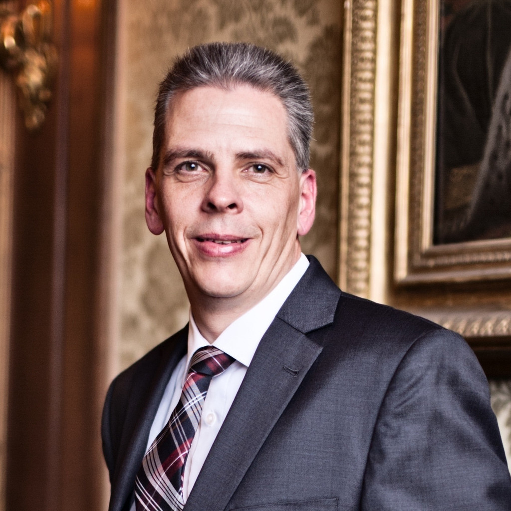 Thomas Schramm - Principal Solution Sales Manager Security - Deutsche ...