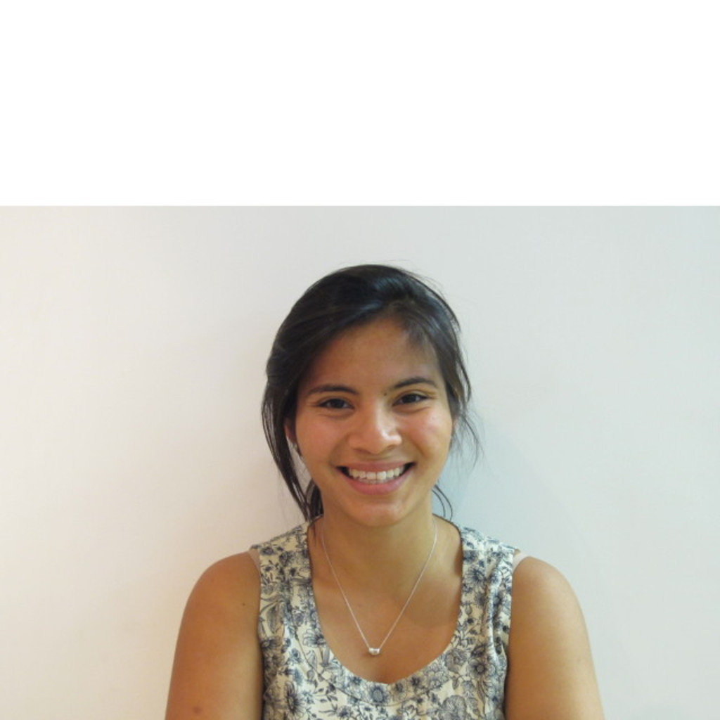 Raquel Merchant - Analyst - AlphaSights | XING