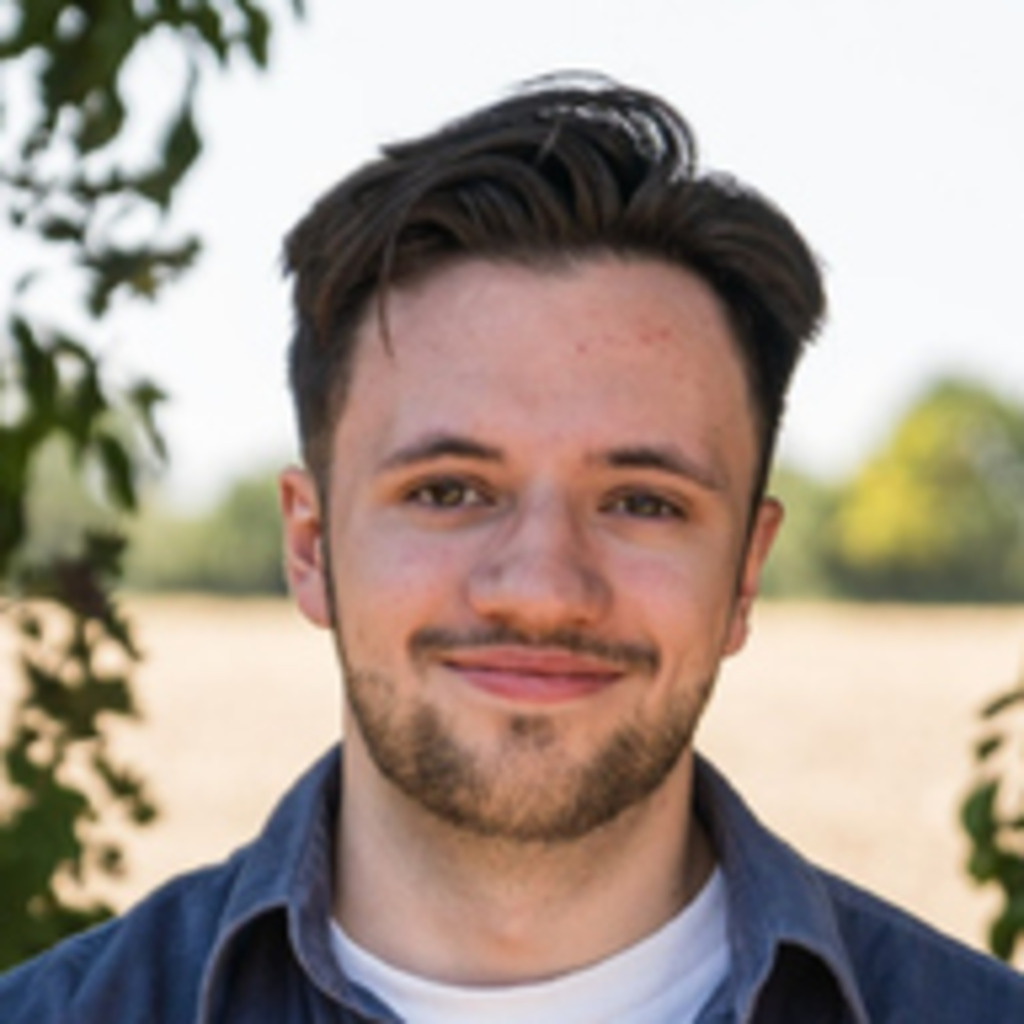 Tom Rushton - Senior Social Executive - Paid Media - TRANSMISSION (Pace ...