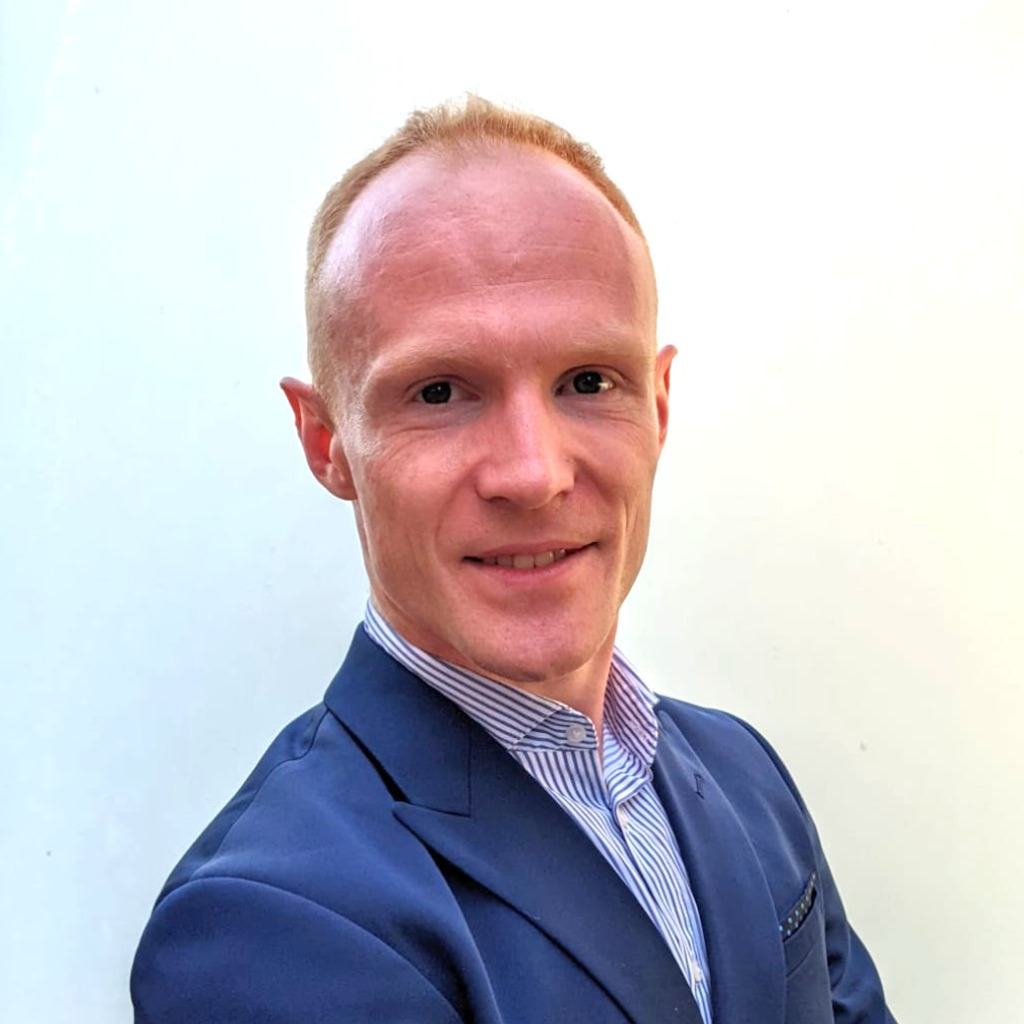 Dr. Peter Rupp - Senior Risk Manager - GRENKE | XING