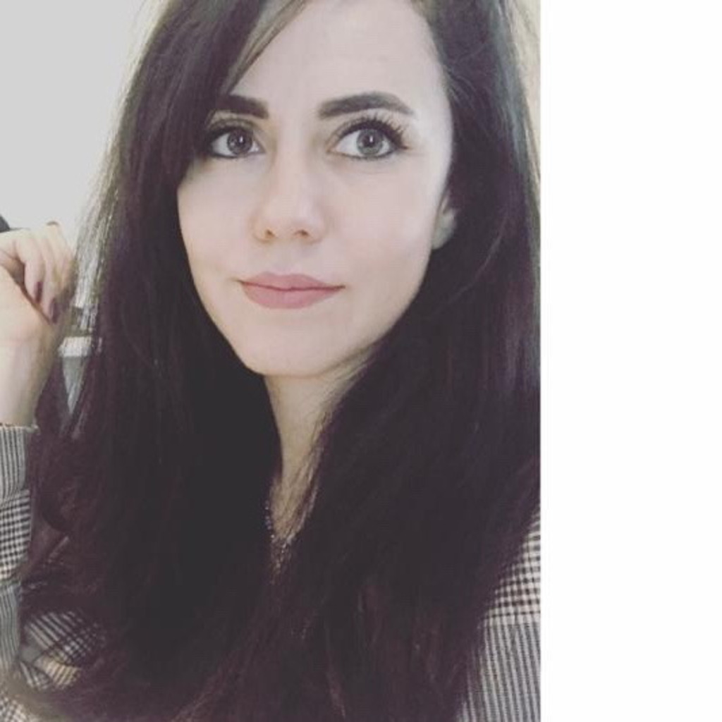 Douha Ezzo: Ausbildung und Berufserfahrung | XING