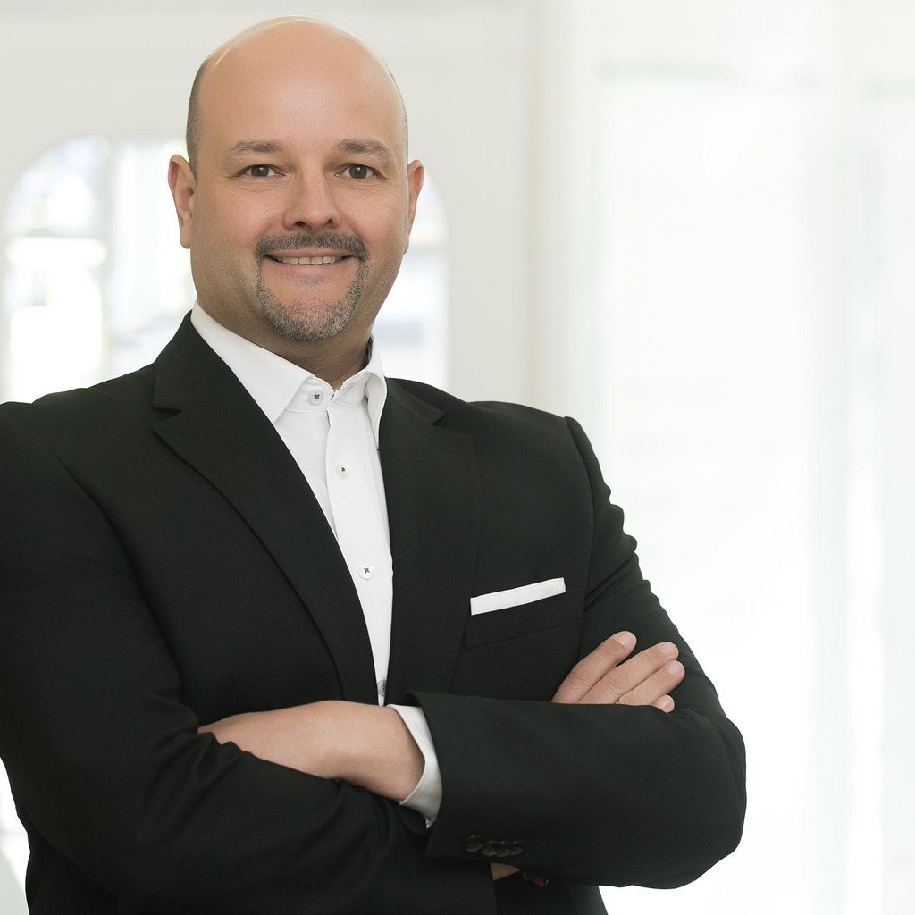 Martin Ackermann - Abteilungsleiter Interne Revision - SIZ GmbH | XING