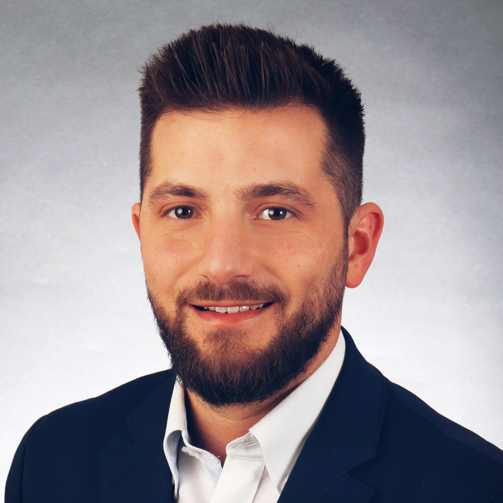 Benjamin Schmidt - Zertifizierter Verkaufsberater für die Marke Audi ...