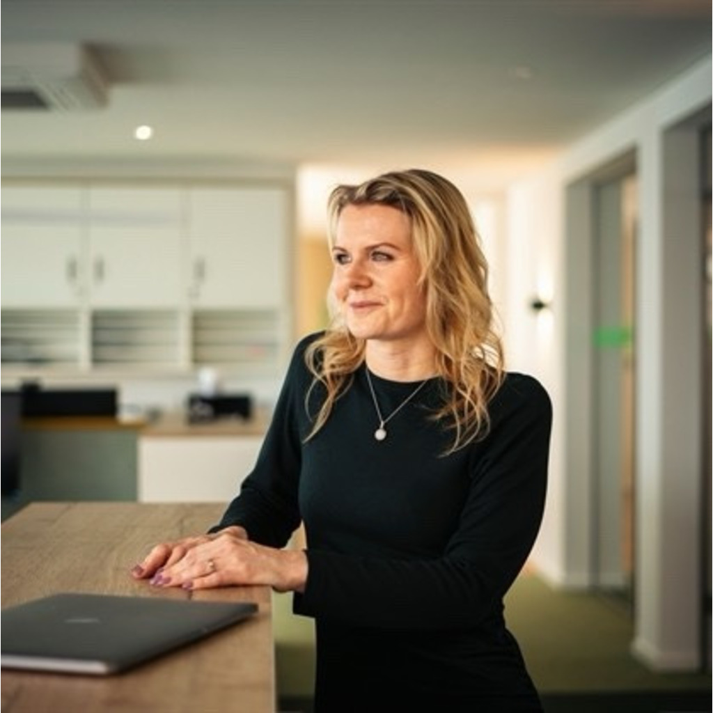 Jennifer Manke - Head of Finance - BEB+ Immobilien GmbH | XING