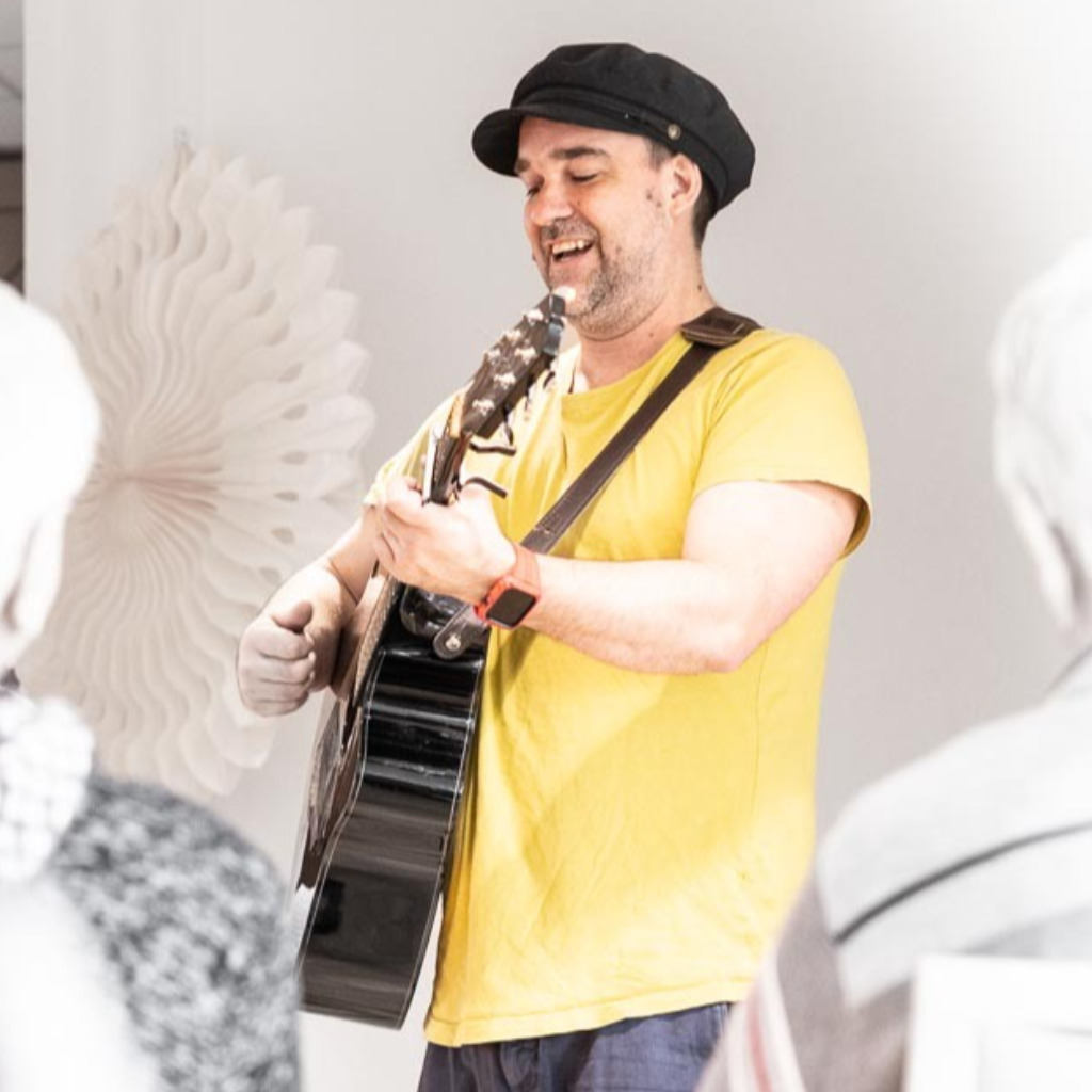 Andreas Jacob - Sänger & Singleiter - Klampfenkumpel | XING