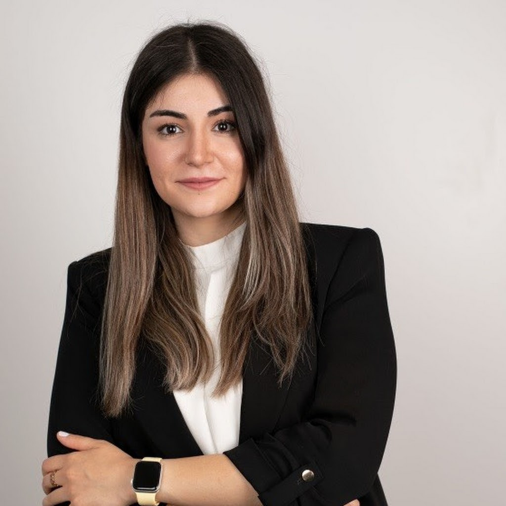 Emma Johnson - Business Development Executive - Rush Order | XING