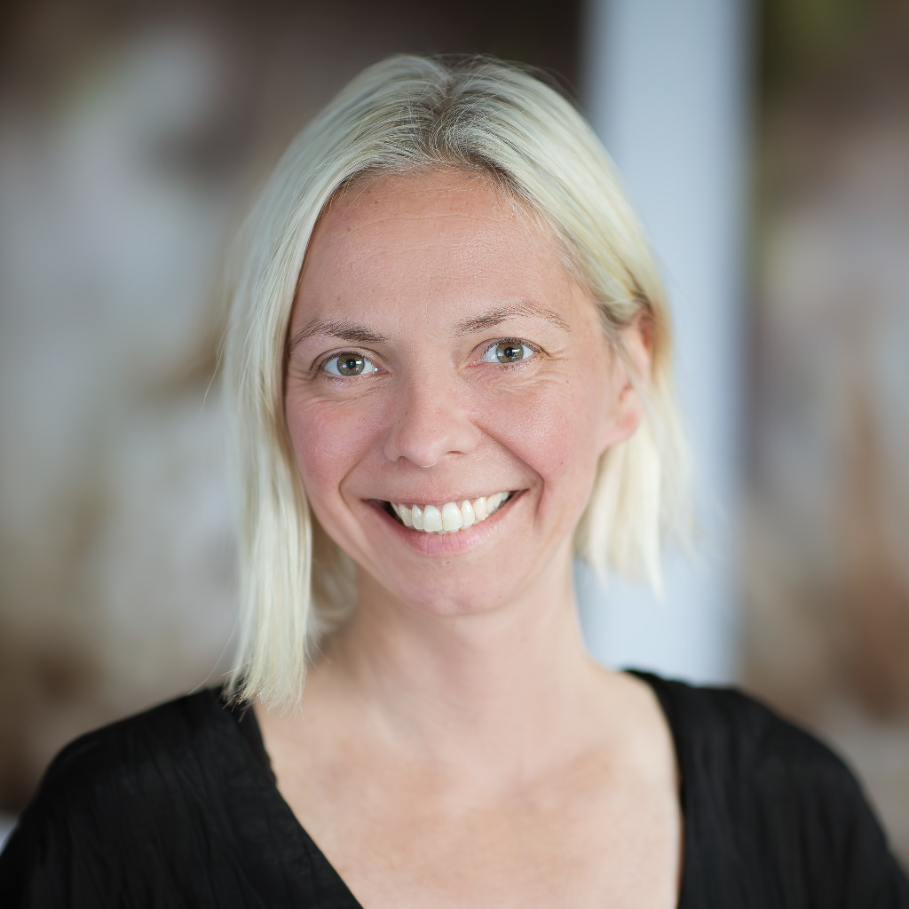 Manuela Schmidt - Inhaberin, Geschäftsführerin - Elaments Fotografie | XING