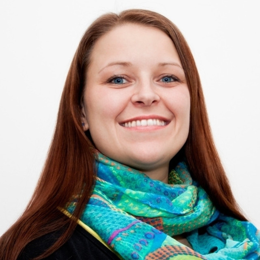 Christina Resch's Instagram, Twitter & Facebook on IDCrawl