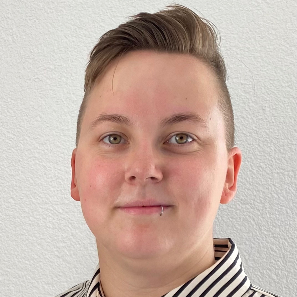 Monique Stütz - Bäckerin - Max Weiß Lebkuchenfabrik | XING