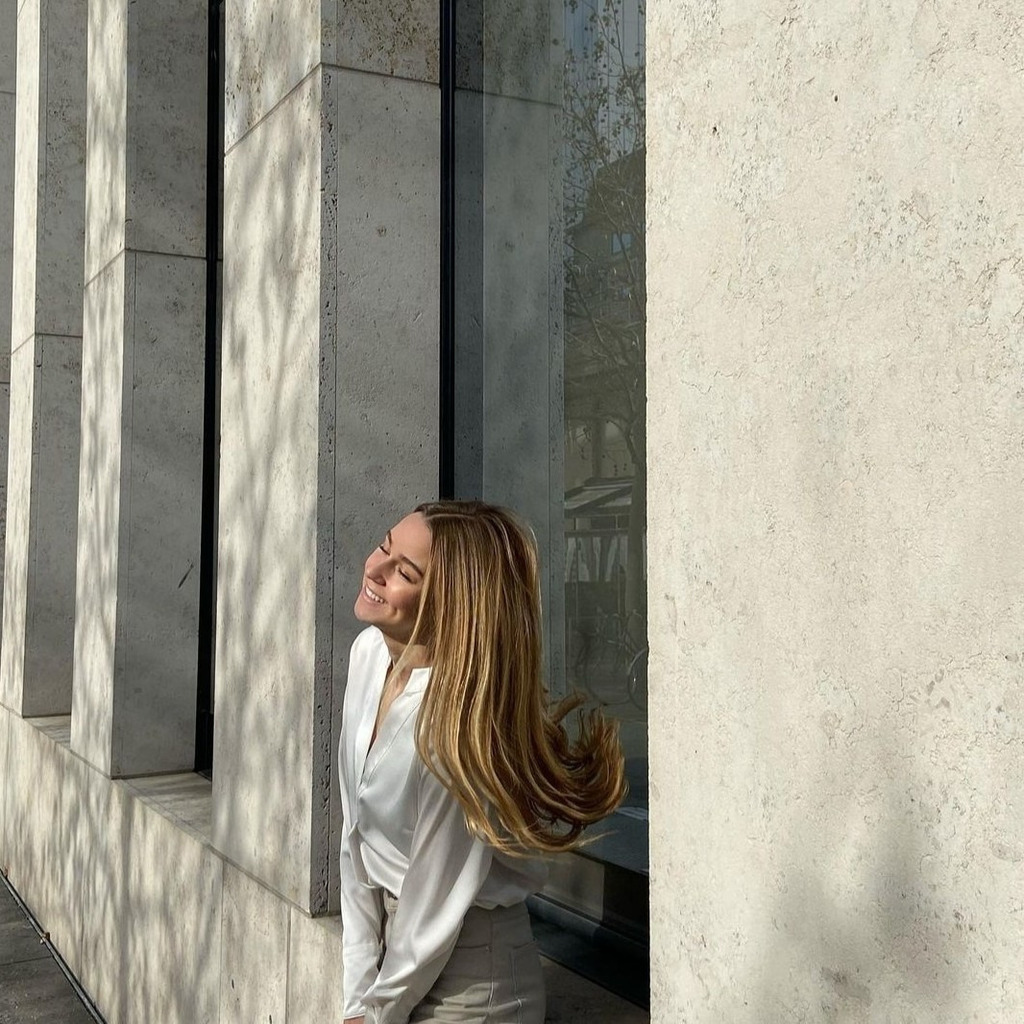 Lisa Buck - Real Estate Project Manager - Mercedes-Benz Group | XING