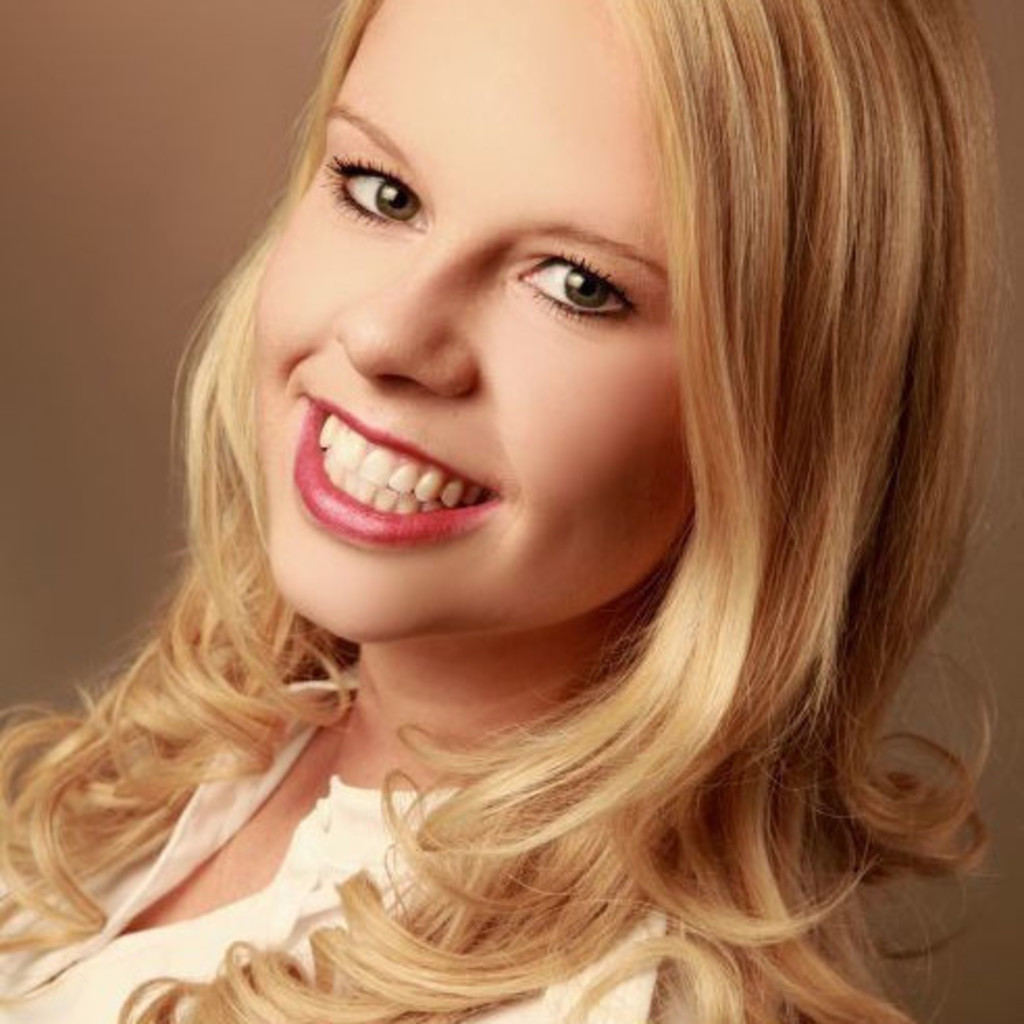 Dominique Klaus - Juristin/ Spezialistin Vergaberecht, Europäisches ...