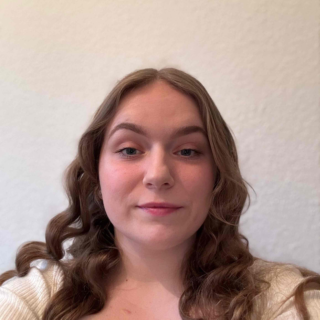 Delia Adert - Verkäuferin im Einzelhandel - Poco bochum | XING