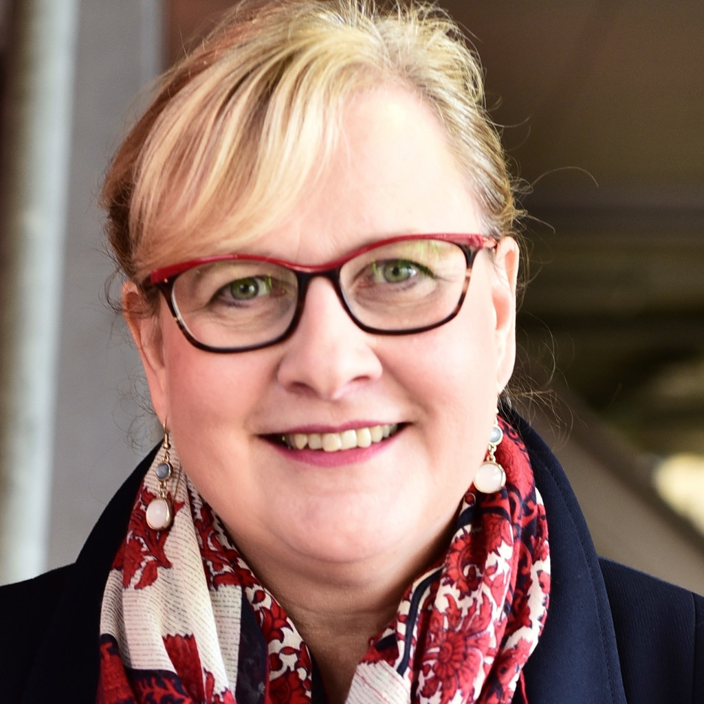 Ruth Doil - Hoteldirektorin - Coffee Fellows Hotel Berliner Hof | XING