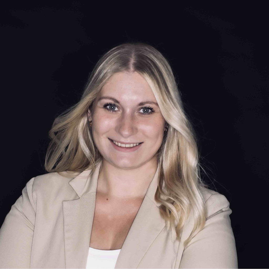 Lisa Bartetzko - Social Media Managerin & Online Redakteurin - Stadt ...