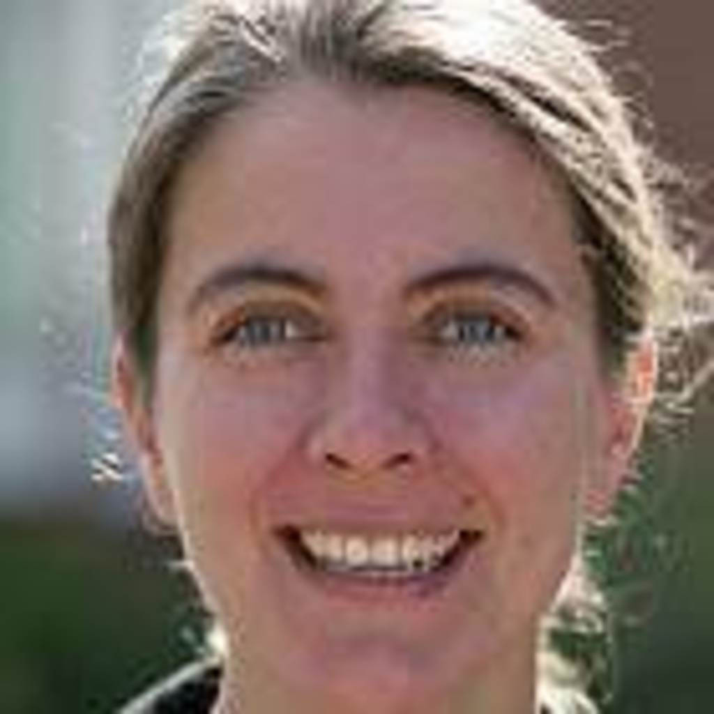 Dr. Karin Wirth - Fachreferentin - Hamburger Institut für Berufliche ...