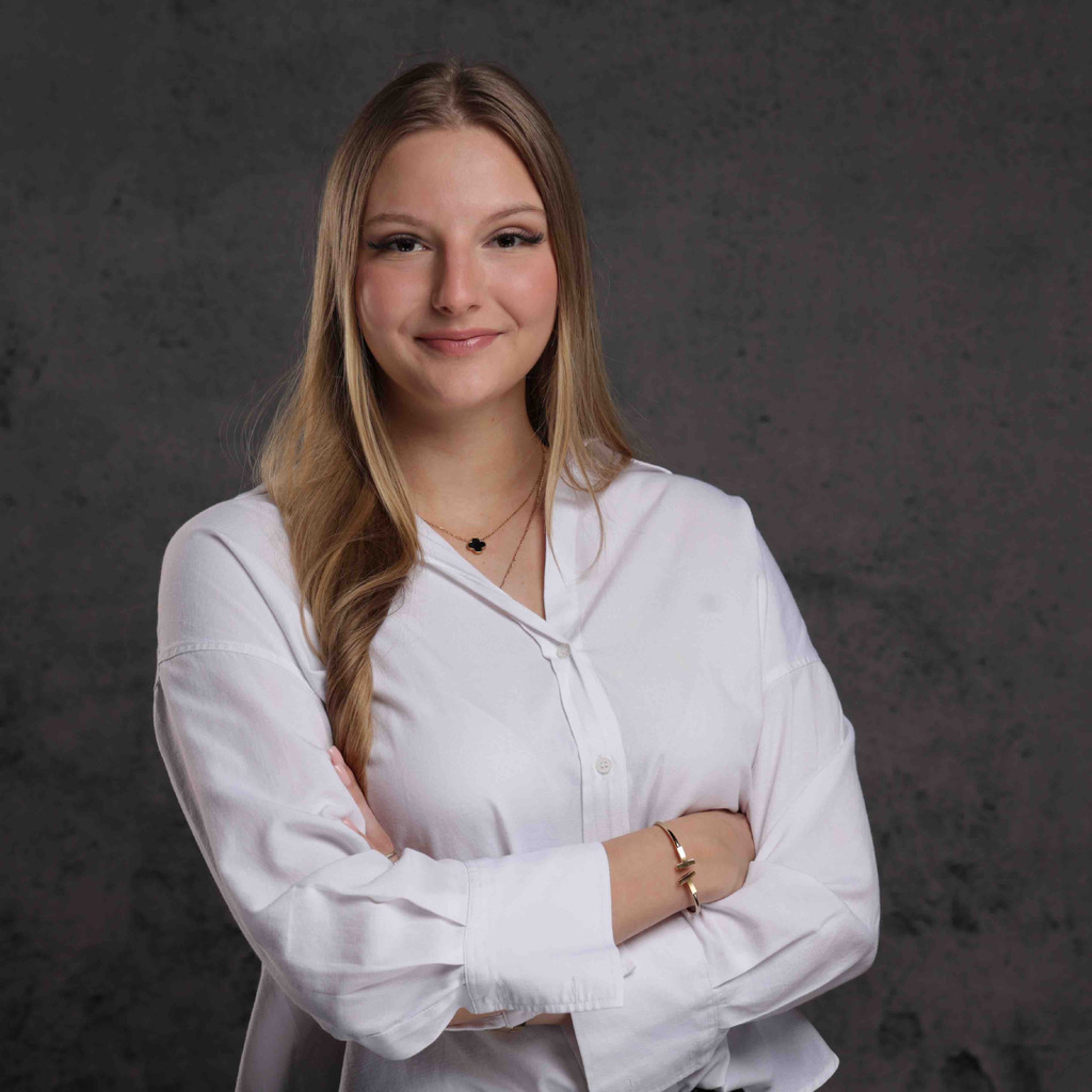 Lea Devcic - Personaldienstleistungskauffrau - Unique Personalservice ...