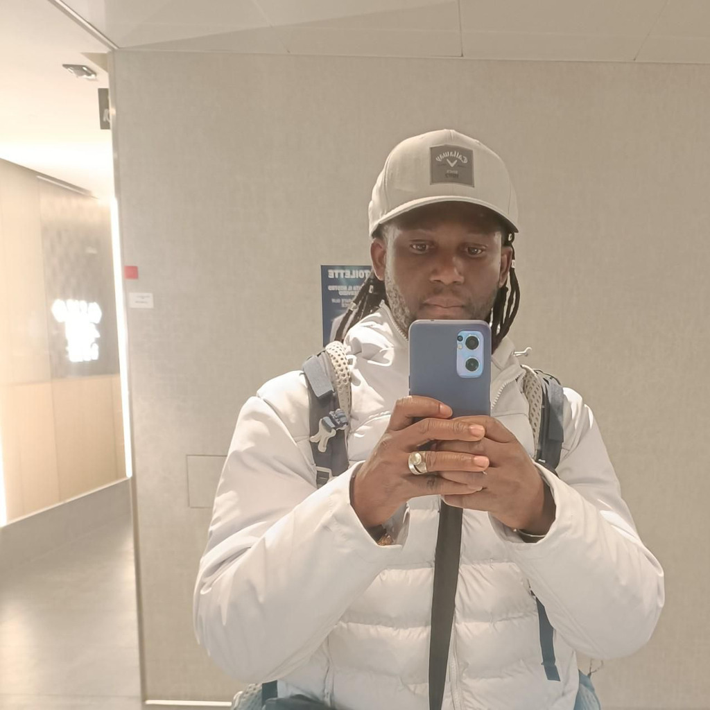 Professor Tumani - Accounting - Arya Senior Secondary School | XING