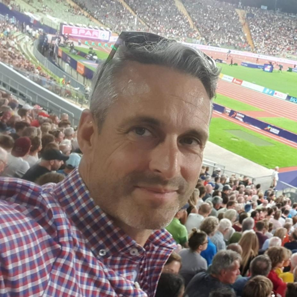 Matthias Riegel - Manager B2B Vertrieb & Marketing - Stiftung Deutsche ...