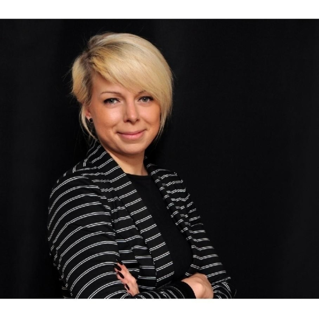 Anna Rambach - Stellvertretende Abteilungsleitung - Galeria Kaufhof ...