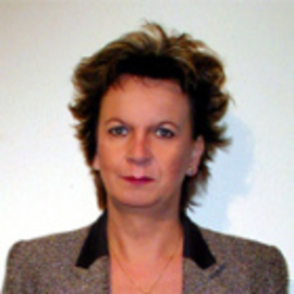 Tina Lay - Geschäftsführerin - TV6-online GmbH und Hammann Media | XING