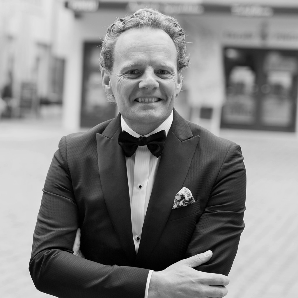 Ulrich Hampe - Chief Marketing & Communication Officer - VINCI Energies ...