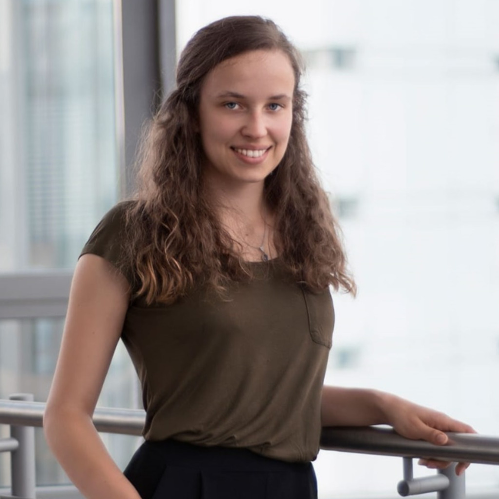 Lena Marie Alves Charrua - Bankkauffrau - Commerzbank AG | XING Lena Marie Alves Charrua - Bankkauffrau - Commerzbank AG | XING