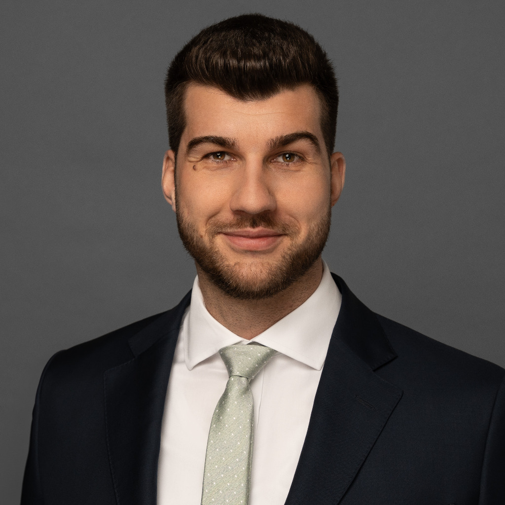 Frederik Fabian - Relationship Manager Large Corporates - Commerzbank ...