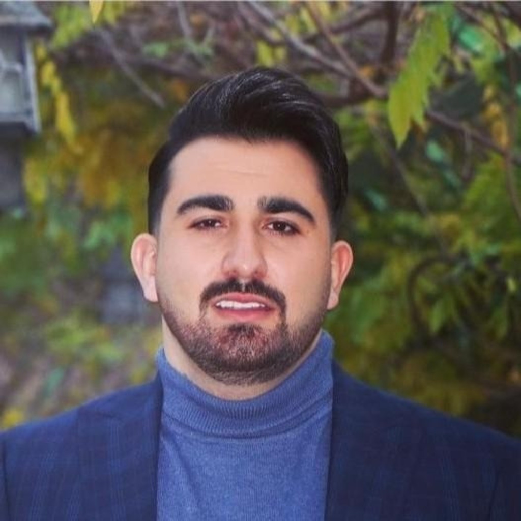 Makan Nezamivand chegini - Tour Guide - Self Employed Freelancer | XING