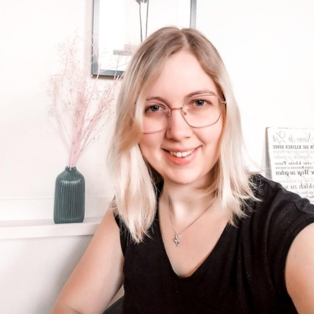 Laura Nappers - Bilanzbuchhalterin im Steuerbüro - Brockhoff ...