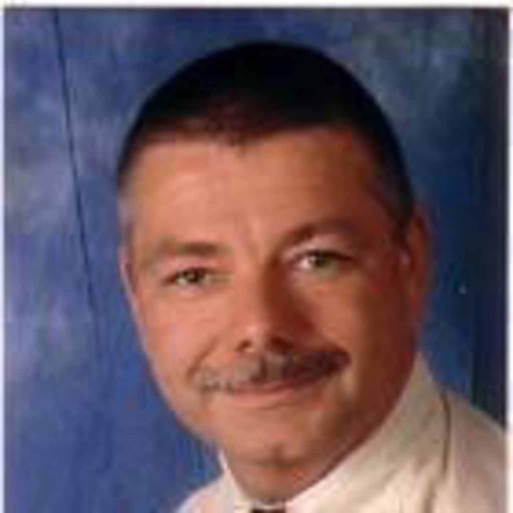 Thomas Timm - **** - **** | XING