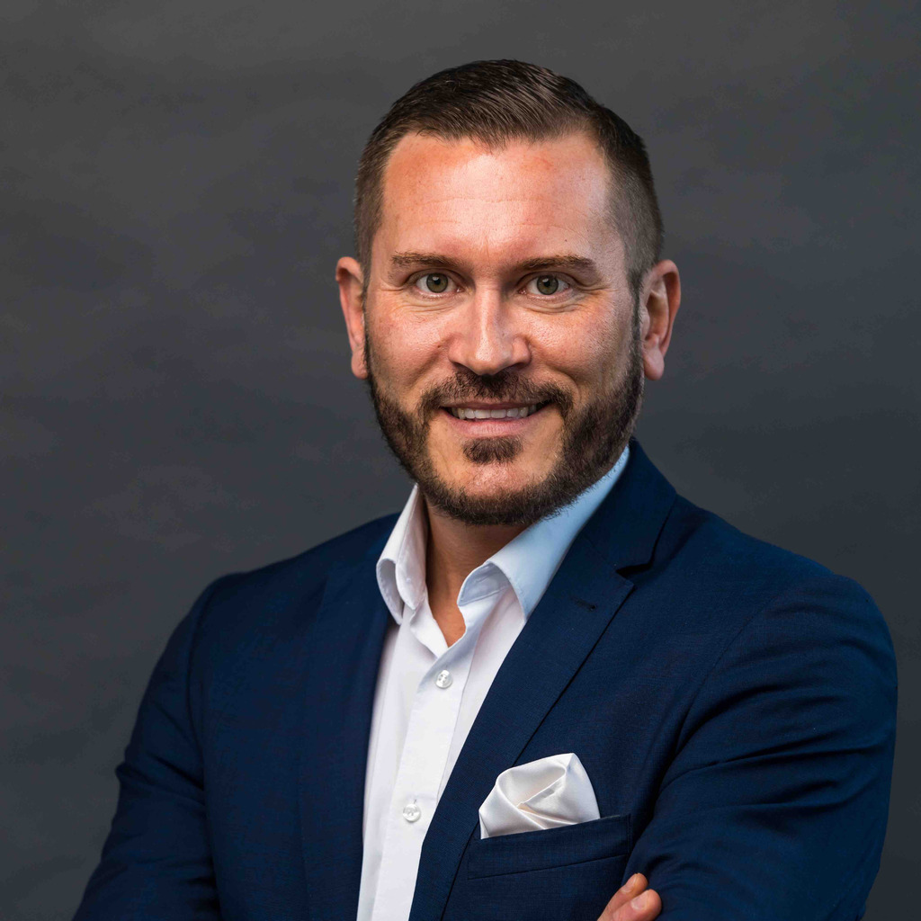 Markus Auer - Chief Financial Officer - Beck - Beyond Fastening | XING