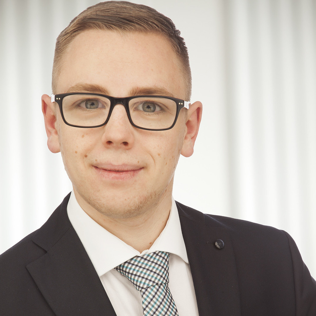 Eike Richard Schriever - Data Analyst & Projektmanager - Schenker ...