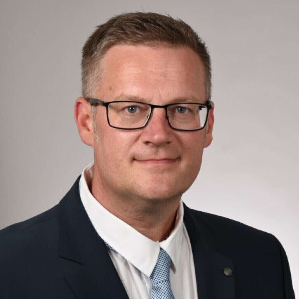 Patrick Rabe - Vertriebsbeauftragter MAN Truck & Bus Deutschland GmbH ...