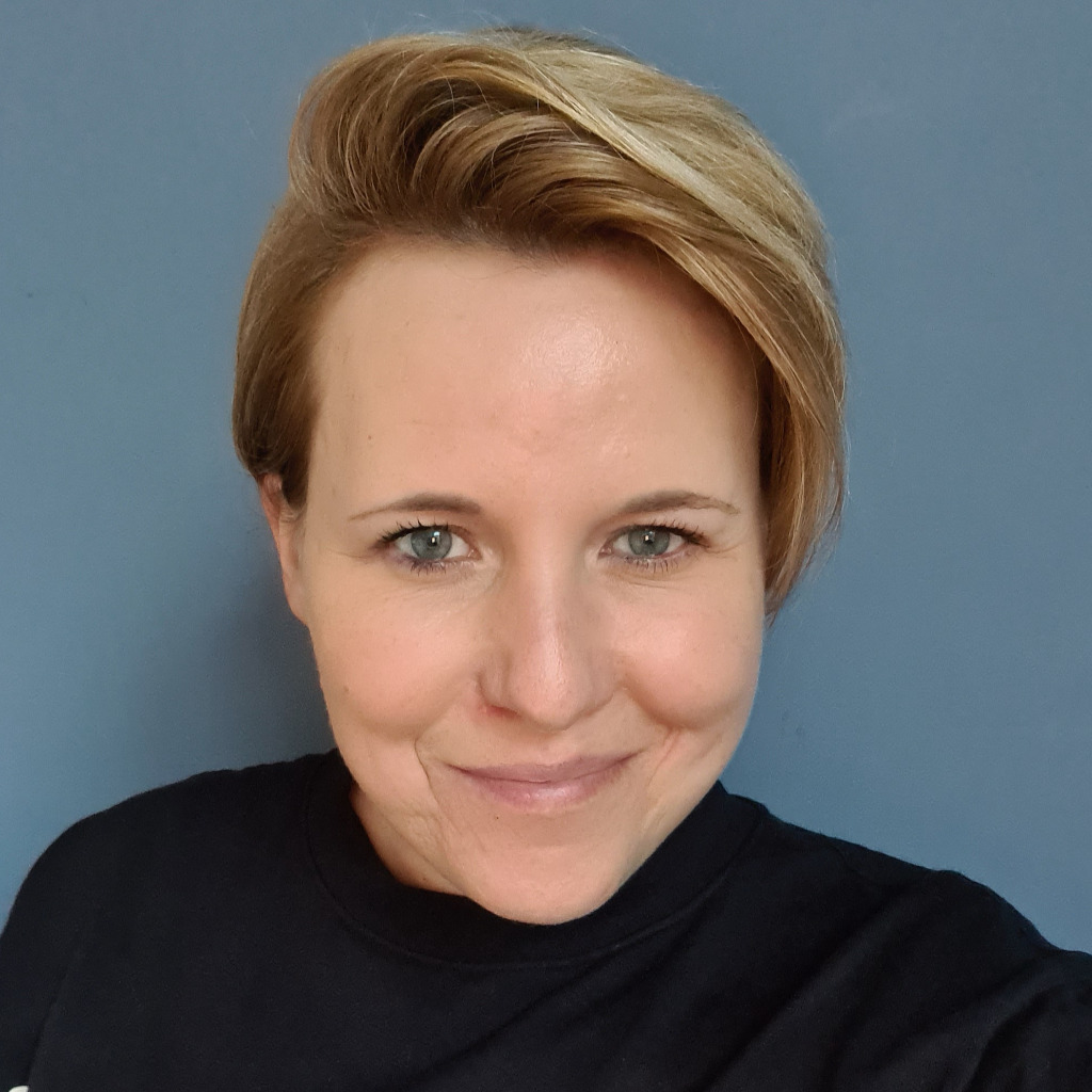 Nicole Bittner - Store Manager - H & M Hennes & Mauritz B.V. & Co. KG ...