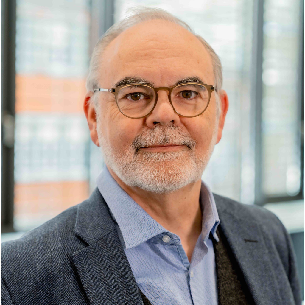 Urs Martin - Staatswissenschaften - Universität St. Gallen (HSG) | XING