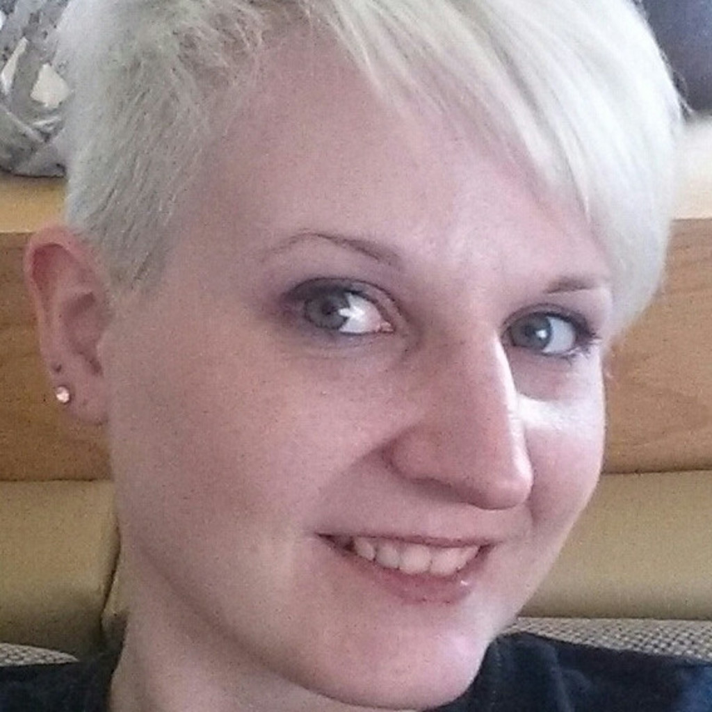 Christina Möllmann - Kaufmännische Mitarbeiterin - Rabe Moden GmbH | XING