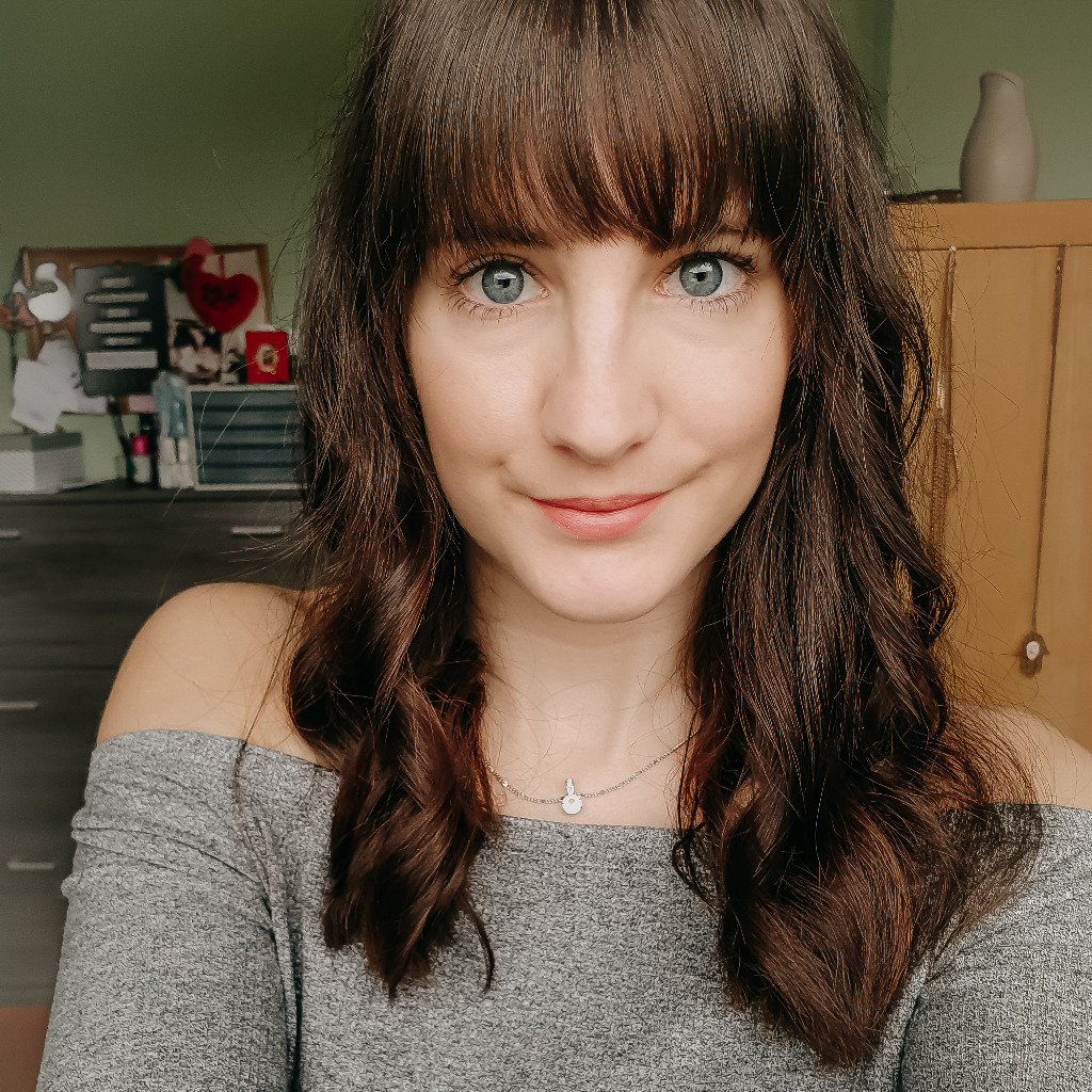 Rebecca Bender's Instagram, Twitter & Facebook on IDCrawl