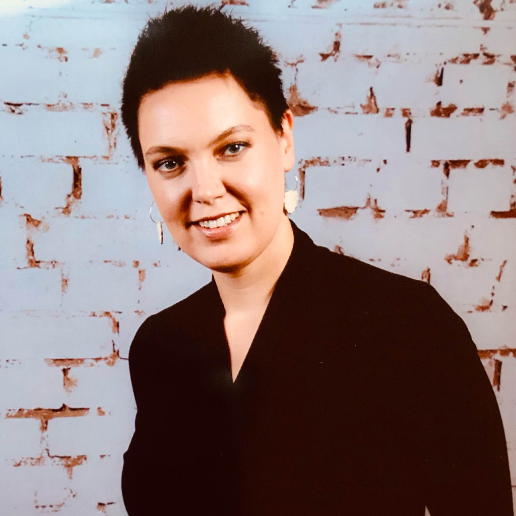 Stefanie Gerke - Crew Operator - John T. Essberger | XING